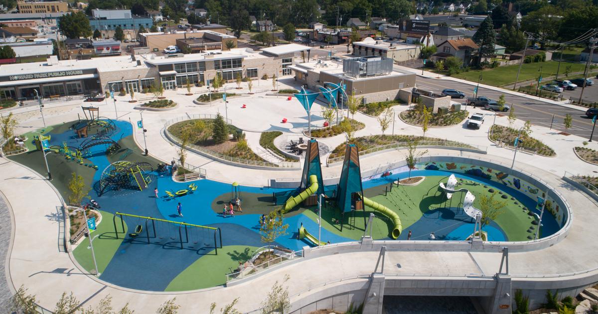 Howard Park - Custom Play Towers - Landscape Structures