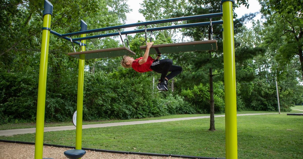 FitCore™ Extreme Unstable Bridge (13+) Overhead Obstacle Course Equipment