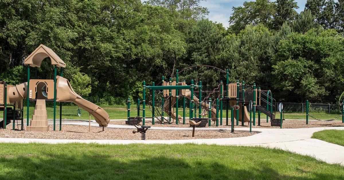 Shadow Woods Park - Fun Neighborhood Park for All Ages