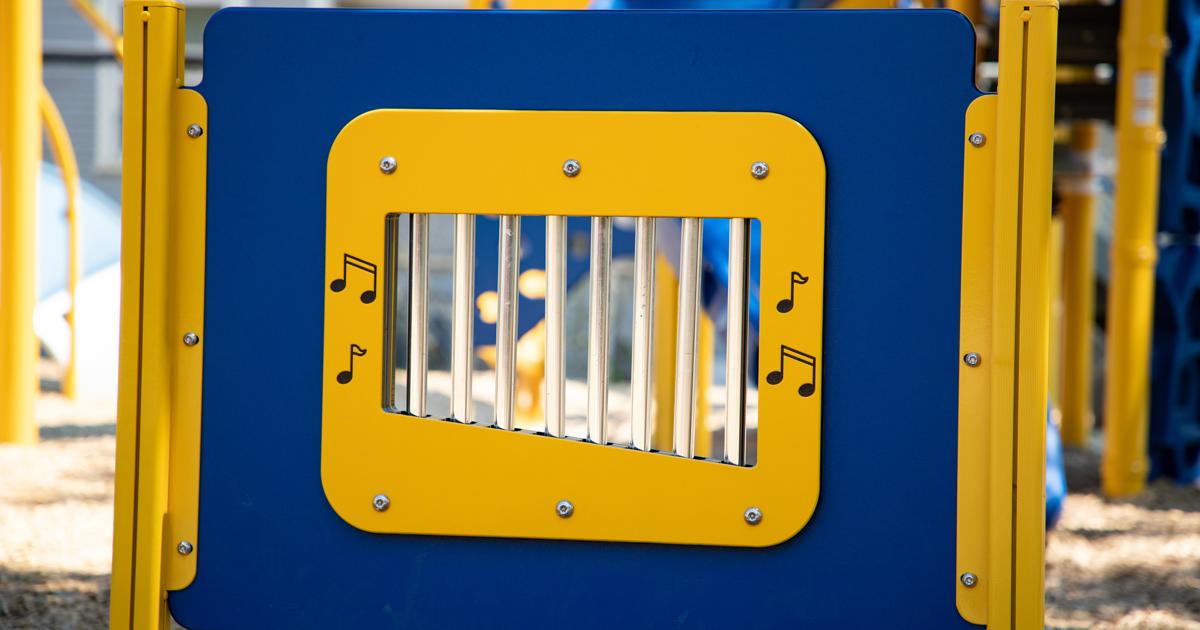 Chimes Panel for Playgrounds - Landscape Structures