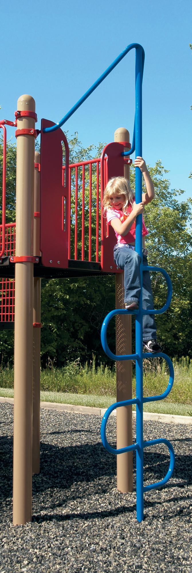 Loop Pole - Vertical Metal Ladder - Landscape Structures