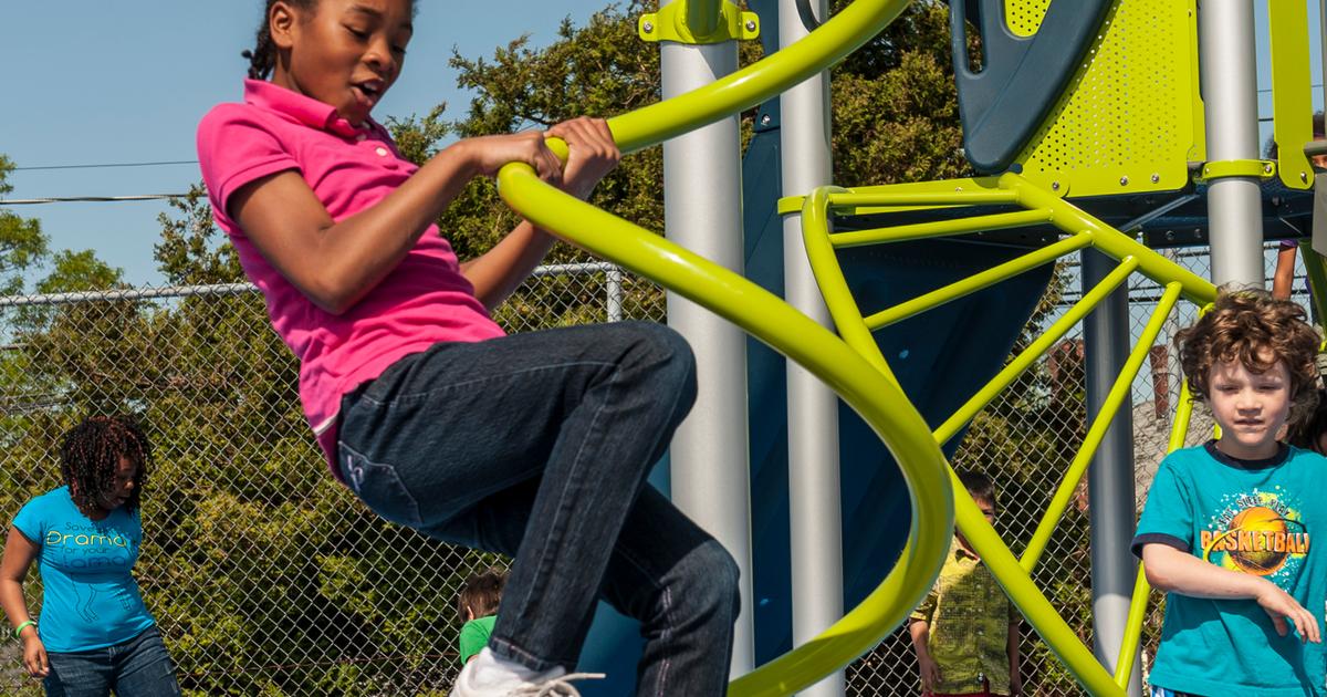 Blender™ Spinner - Playground Spinning for Kids Ages 5 to 12