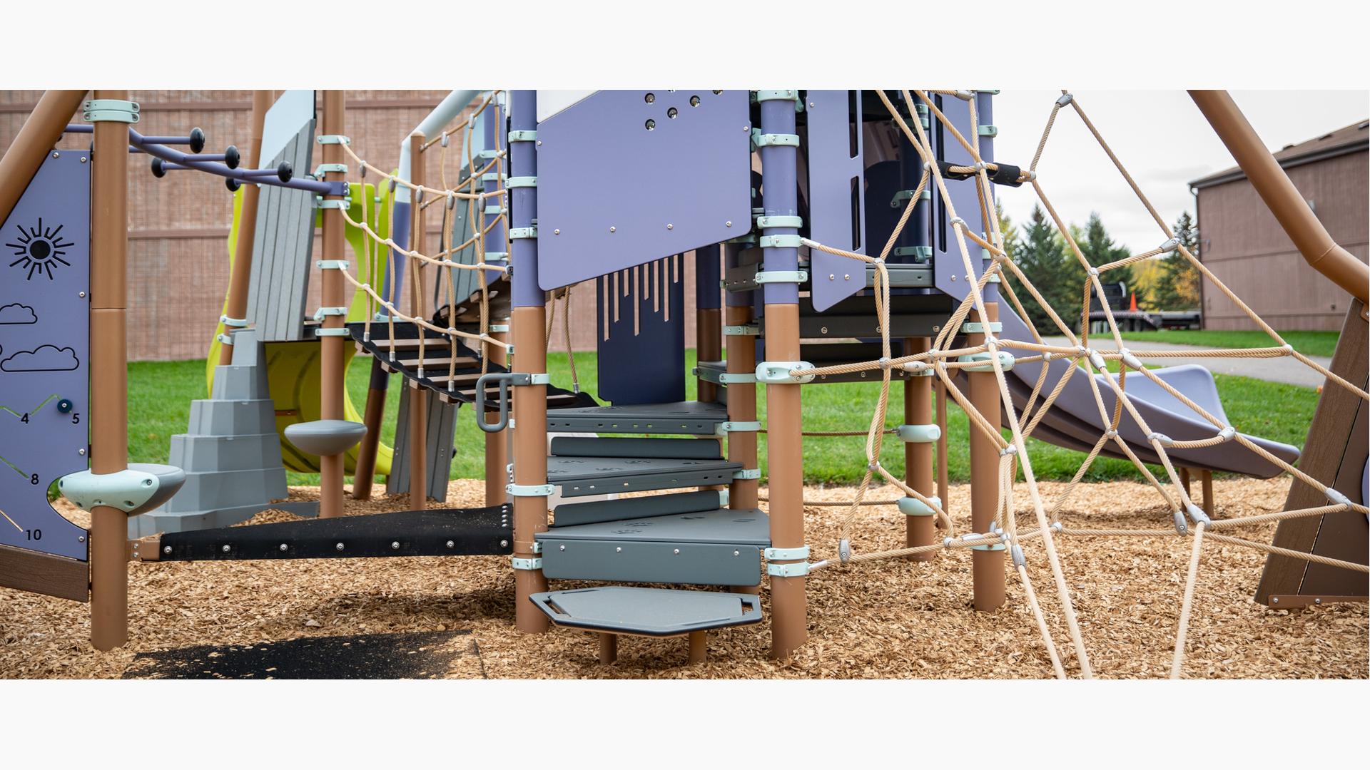 Smart Play® Summit™ Pre-Colored | Landscape Structures