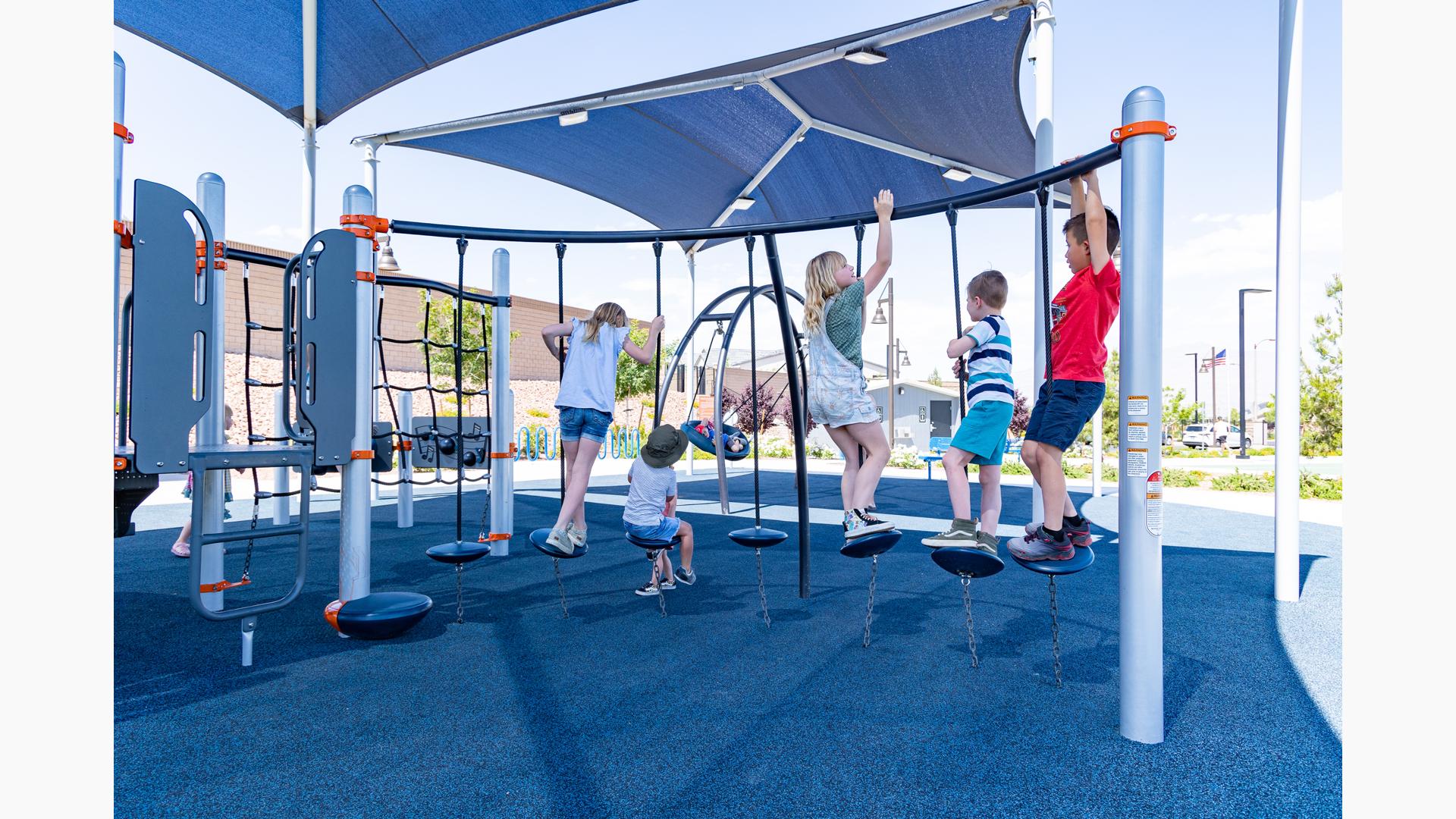 Swiggle Stix® Bridge - Hanging Disc Playground Bridge