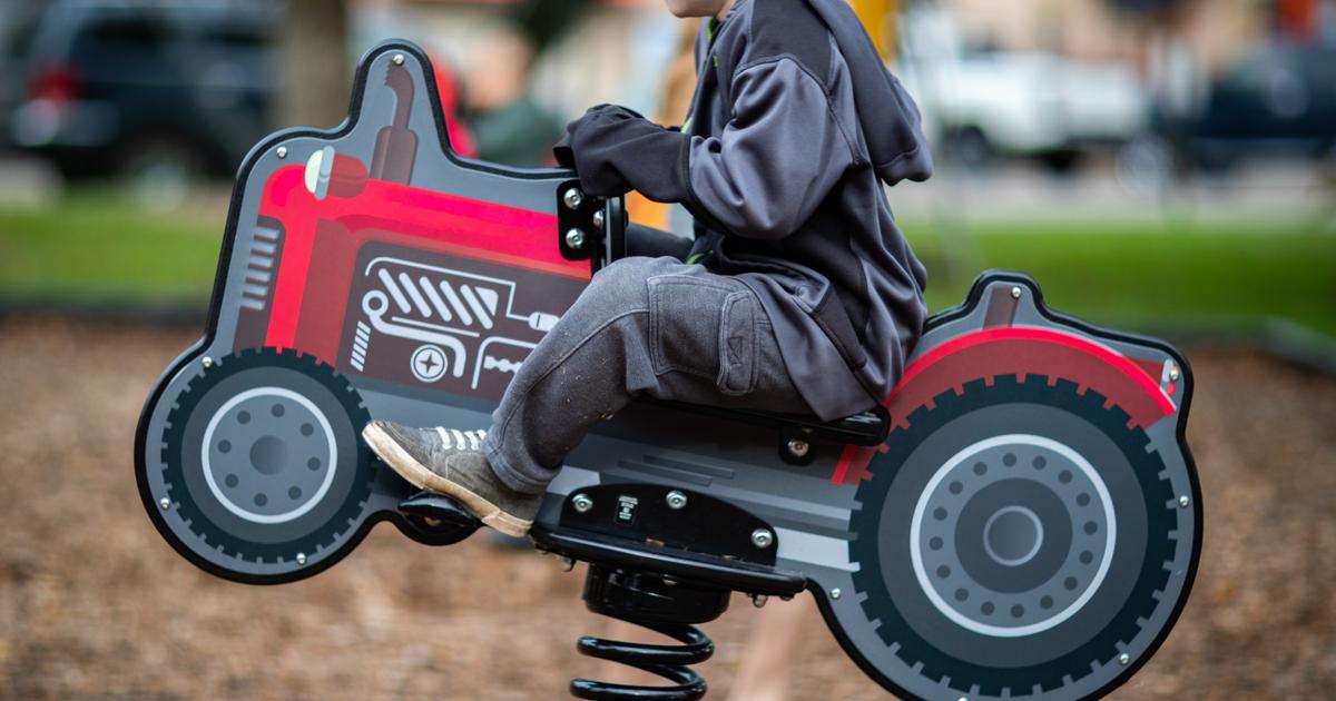 DigiRider® Tractor Play Spring Rocker