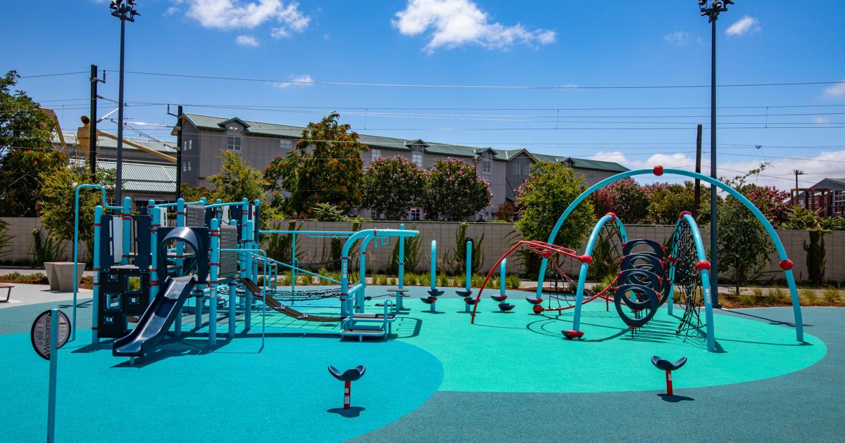 Reed and Grant Sports Park - Colorful Neighborhood Playground