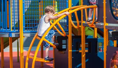 Loop Arch - Arched Ladder with Curved Rungs