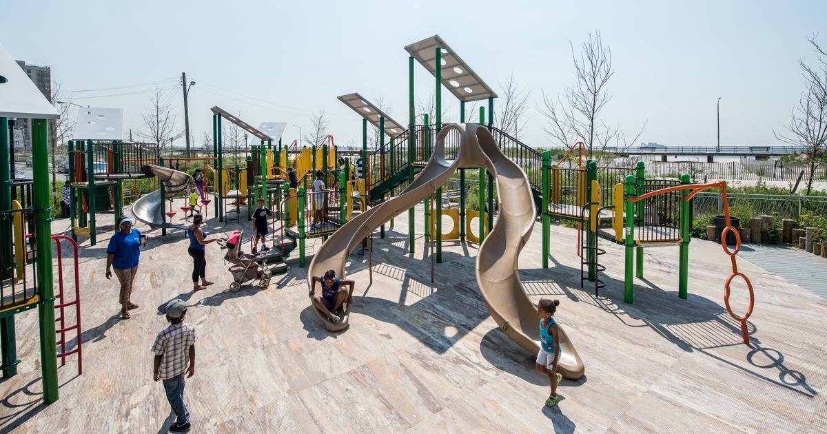 Beach 30th Street - Custom Playground
