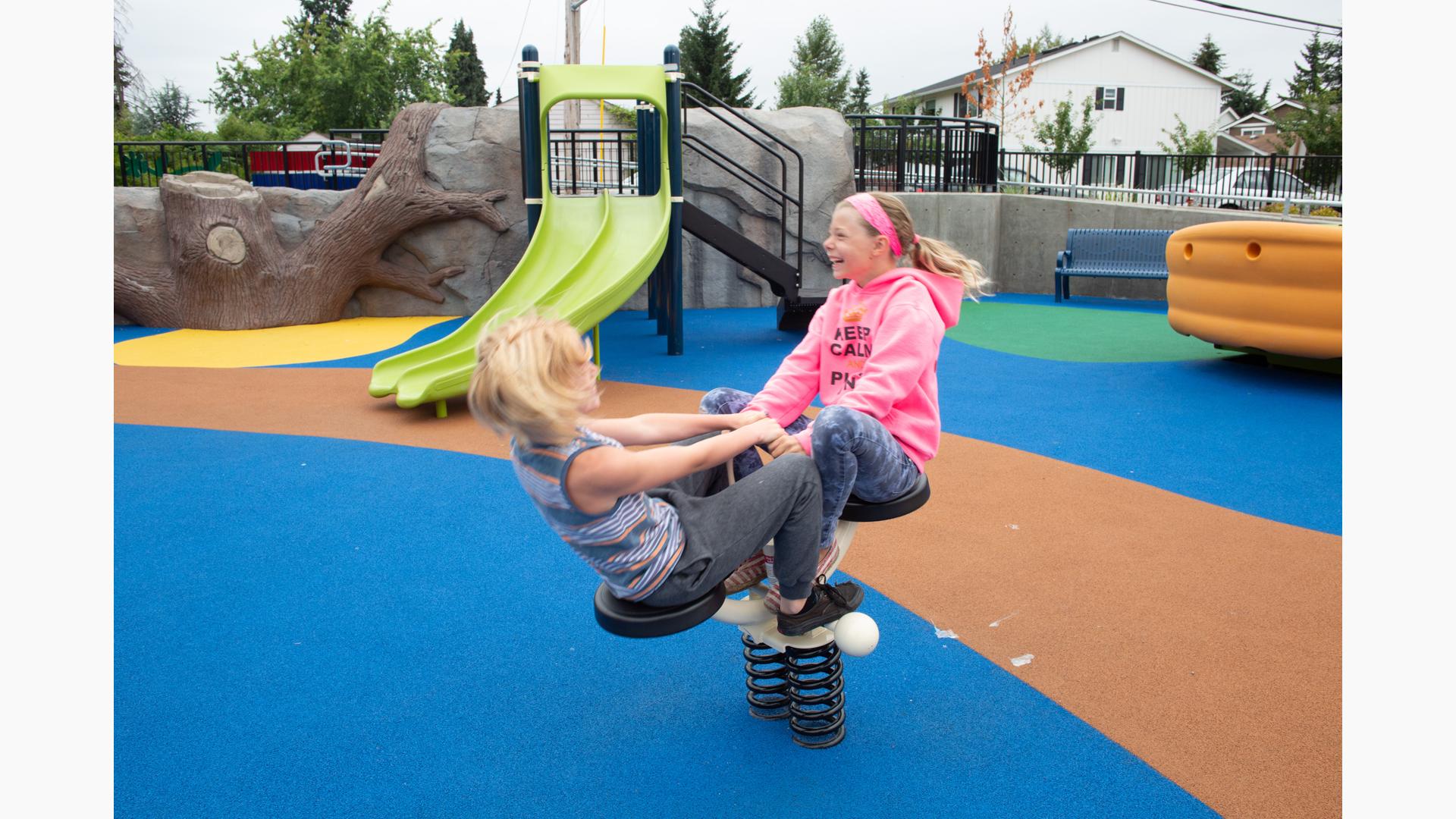 Bobble Rider - Small, Spring Mounted See-Saw with Seats for 2 Children ...