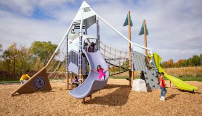 Smart Play® Summit™ Pre-Colored | Landscape Structures