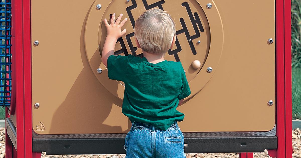 Ball Maze Panel - Spinning Disc - Landscape Structures