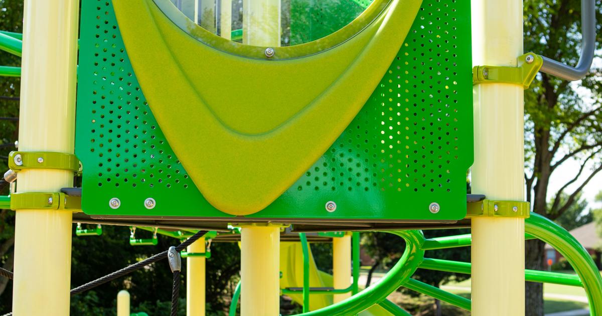 Playground Window Vibe Panel™ - Landscape Structures