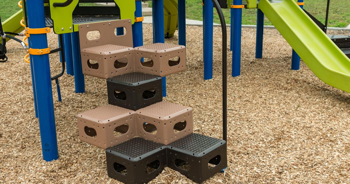 Block Climber - Kids' Playground Block Step Ladder/Climber