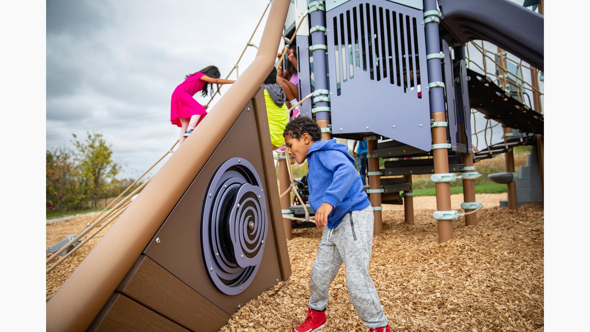 Smart Play® Summit™ Pre-Colored | Landscape Structures