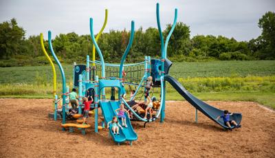 Smart Play® BeachComber® - Seaside Adventure Playground