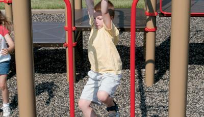 Trapeze Horizontal Ladder - Jungle Gym with Rings